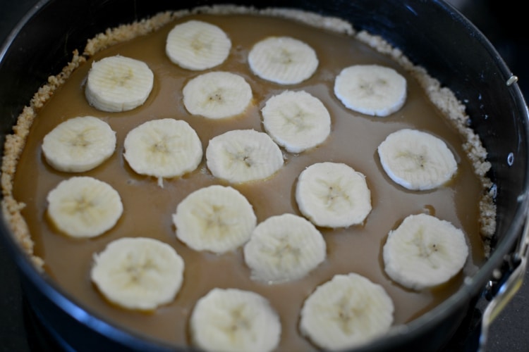 Golden Oreo Banoffee Pie Recipe. - Lux Life London