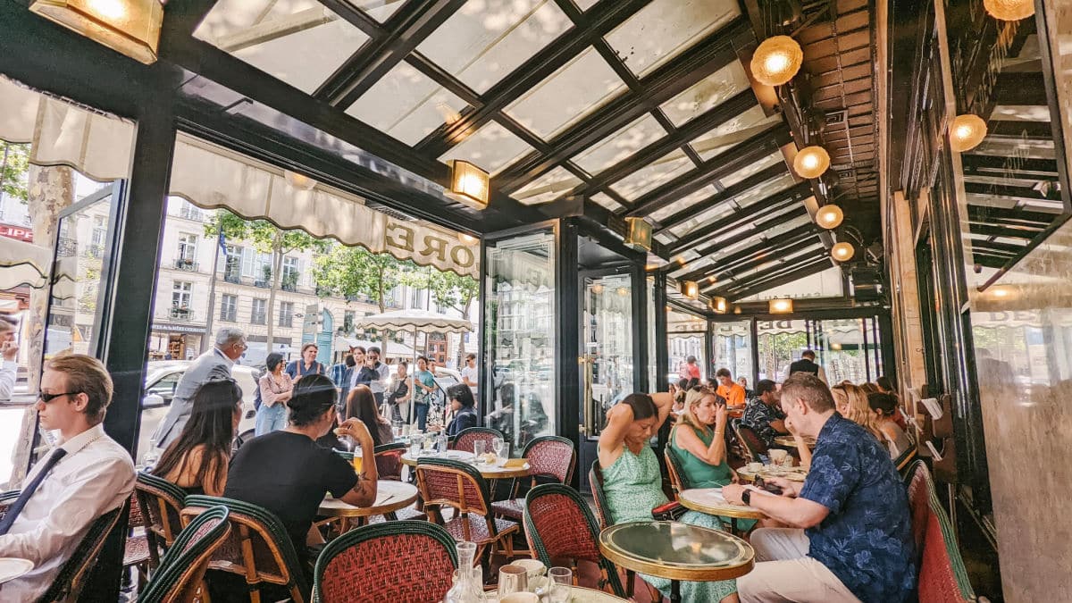 Travel Guide: A Solo Day Trip to Paris from London